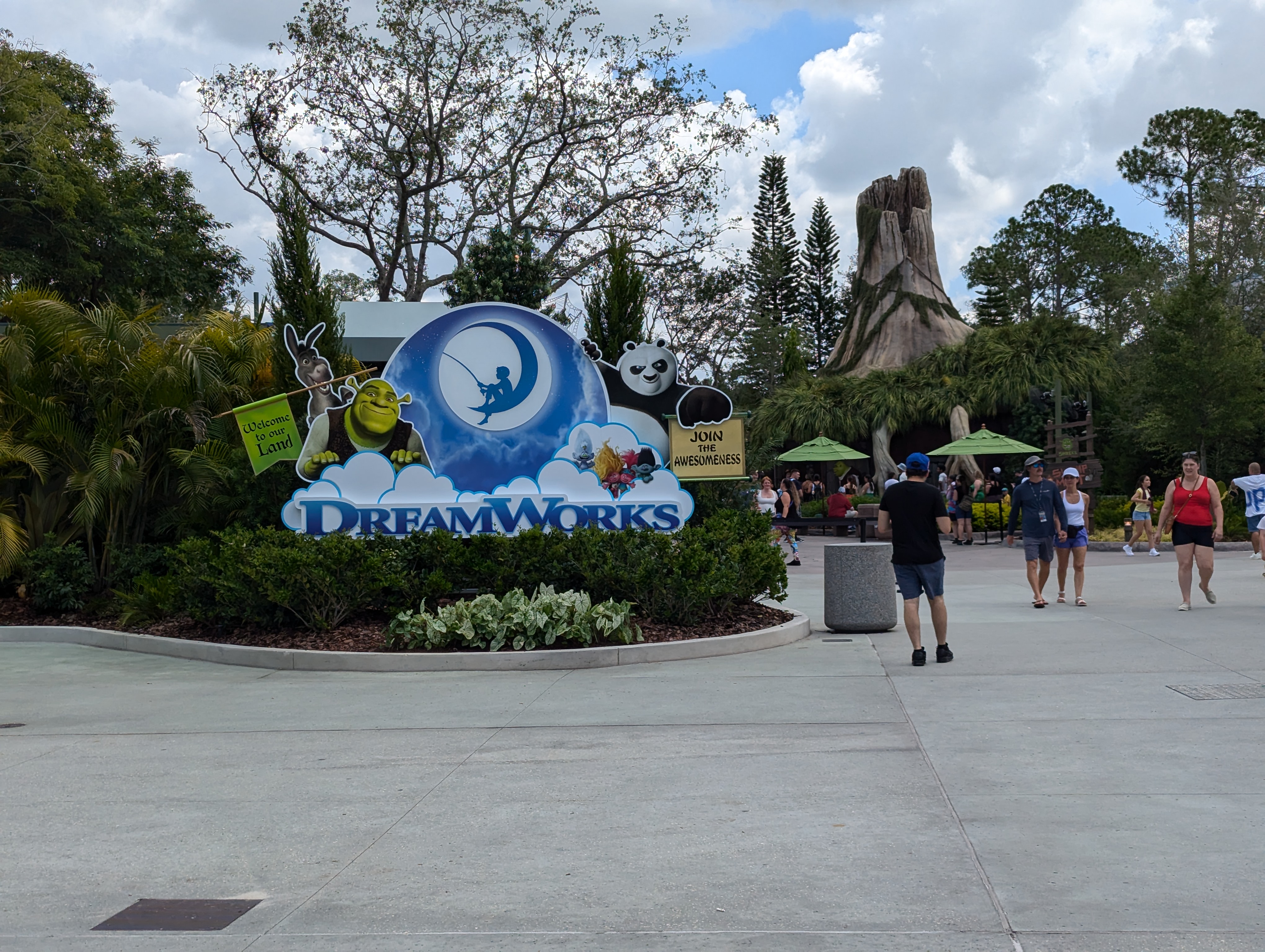 What to do in Universal Orlando’s All New Dreamworks Land - Ondina's ...